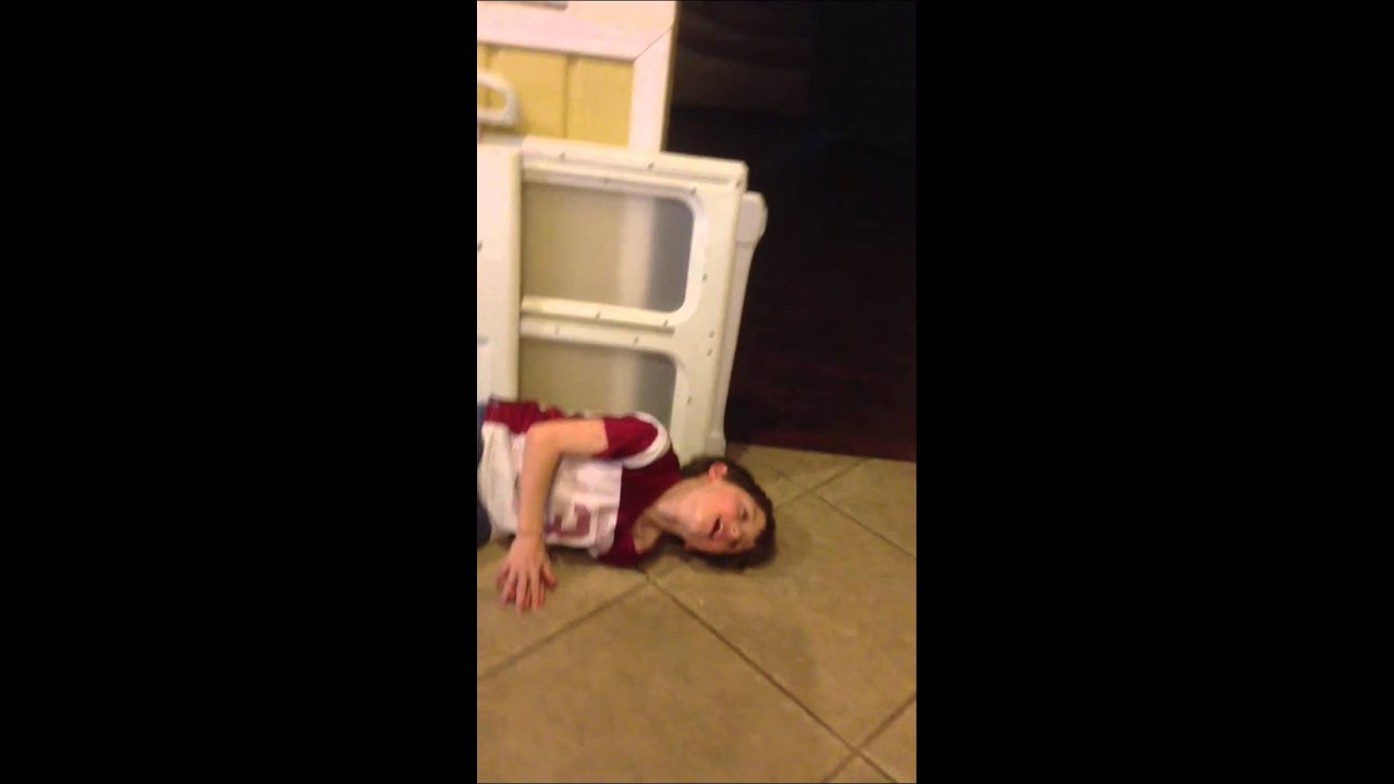 Funny 6 Year Old Laughing YouTube funny-6-year-old-laughing-youtube