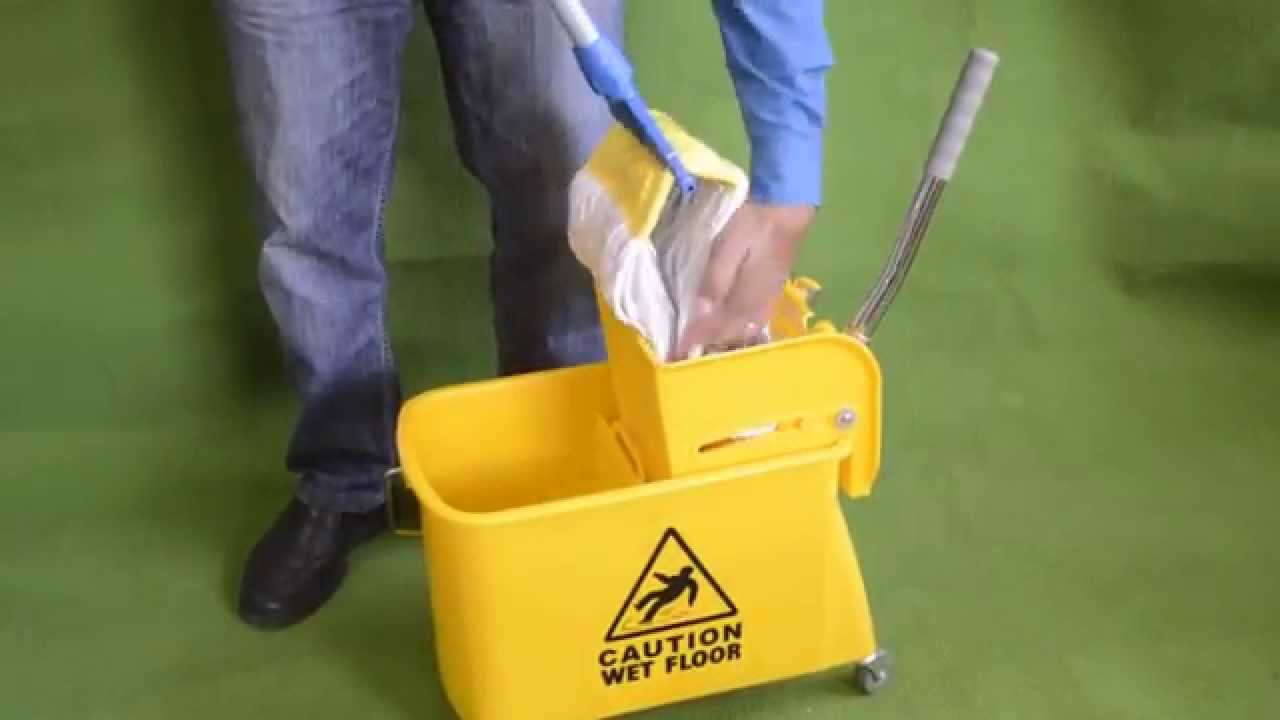 Balde para Limpieza de pisos Familiar Capacidad 20 Litros - YouTube