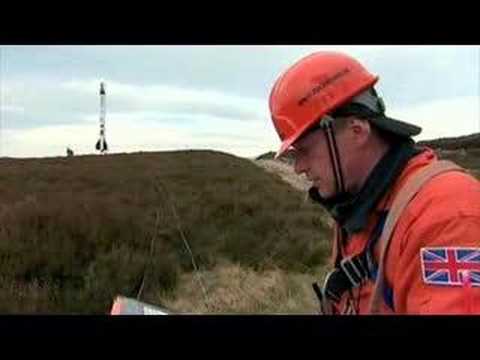 The Rocket Men: Blue Peter Rocket - YouTube