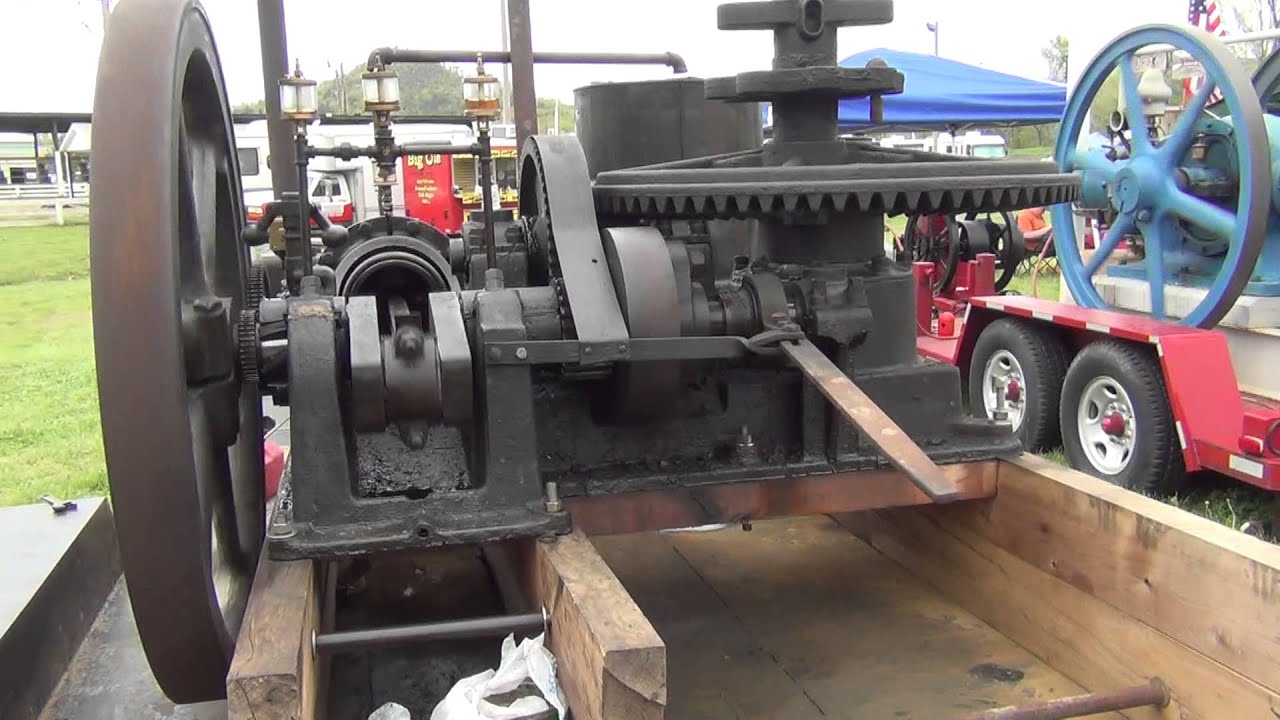 Pattin Oil Field Engine with Power - YouTube