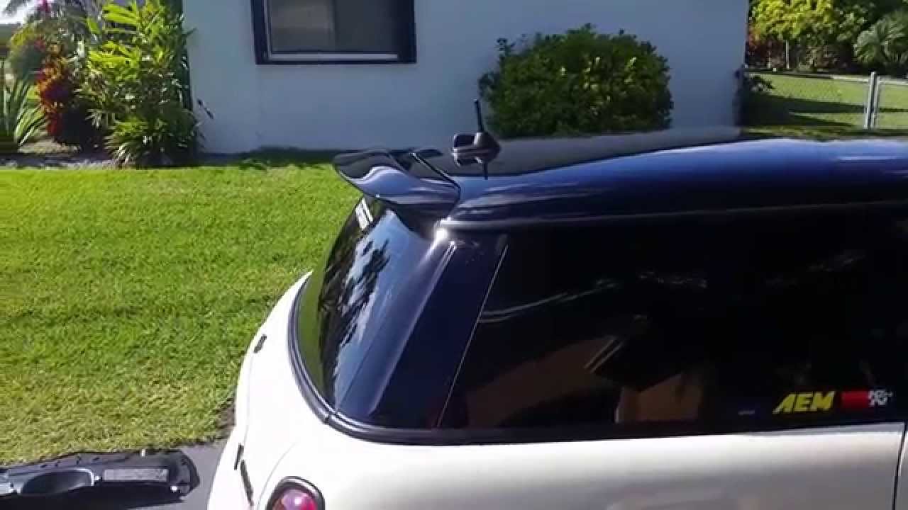 Mini Cooper S (R56) Rear Wiper Delete - YouTube