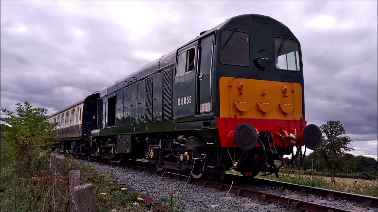 GWR 5526 and Class 20 D8059 on the Chinnor and Princes Risborough ...