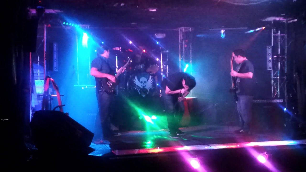 Bloody Cape (Deftones tribute band)-Back To School (Mini Maggit) - YouTube