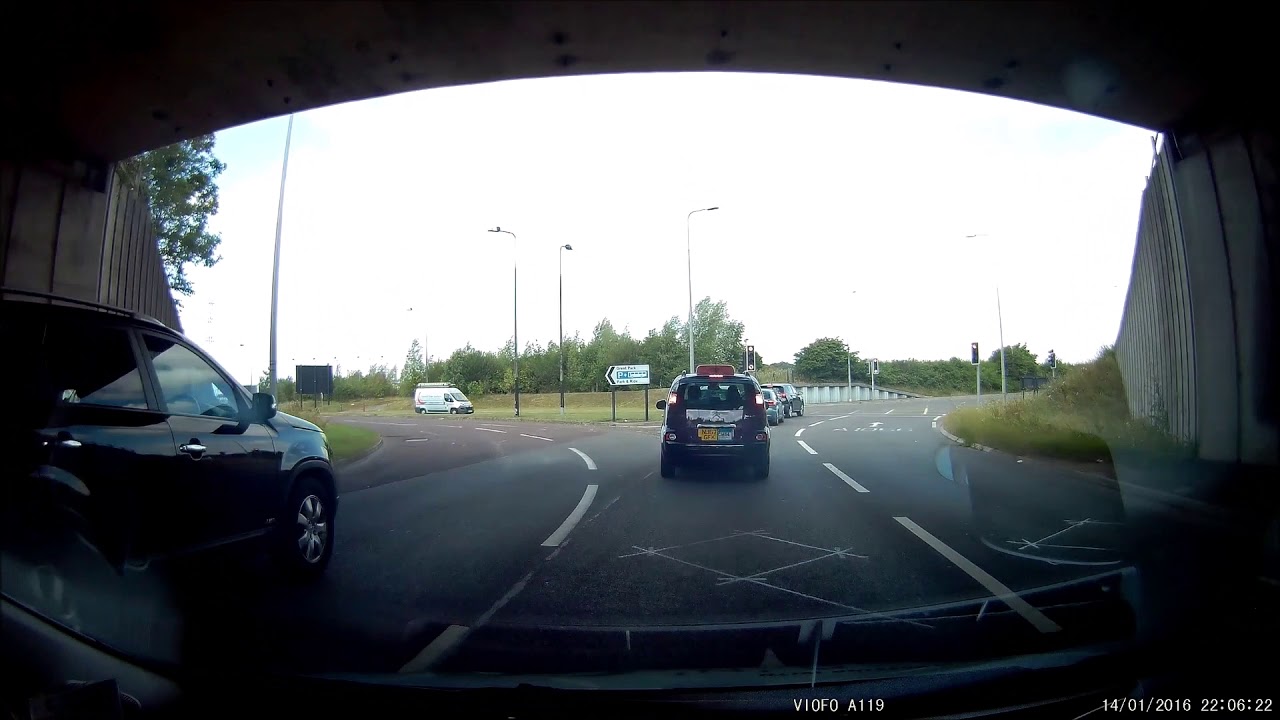 Instructional roundabout video Gosforth Park A1 North - YouTube