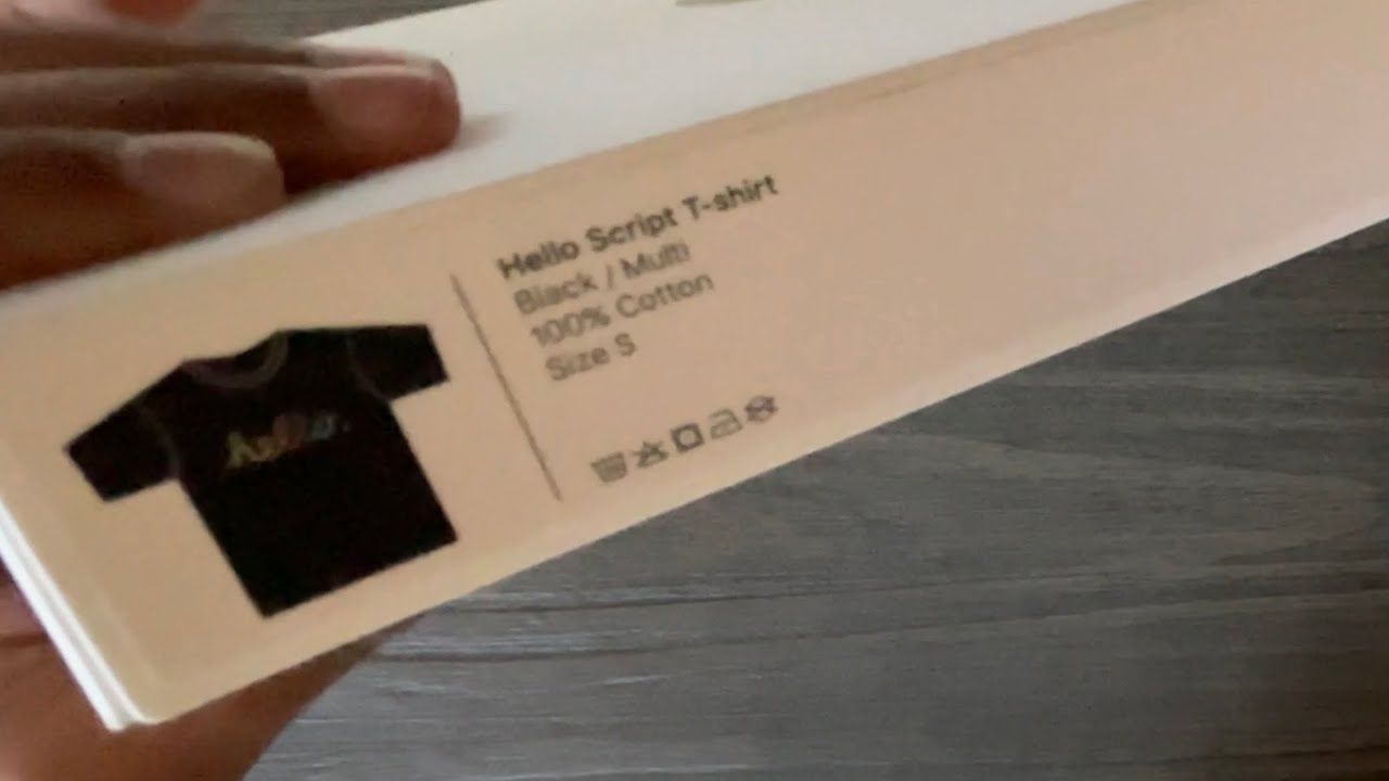 Apple “hello.” T-Shirt Unboxing (from Cupertino) - YouTube
