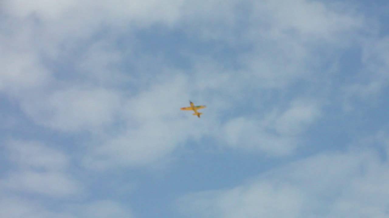 Great Planes Cap 580 Maiden ZDZ 120 - YouTube