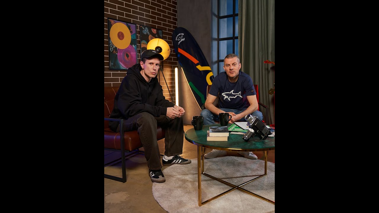 BIZ 3 | Ep 01 | Ispirazione e provincia con Davide Simonetta - YouTube