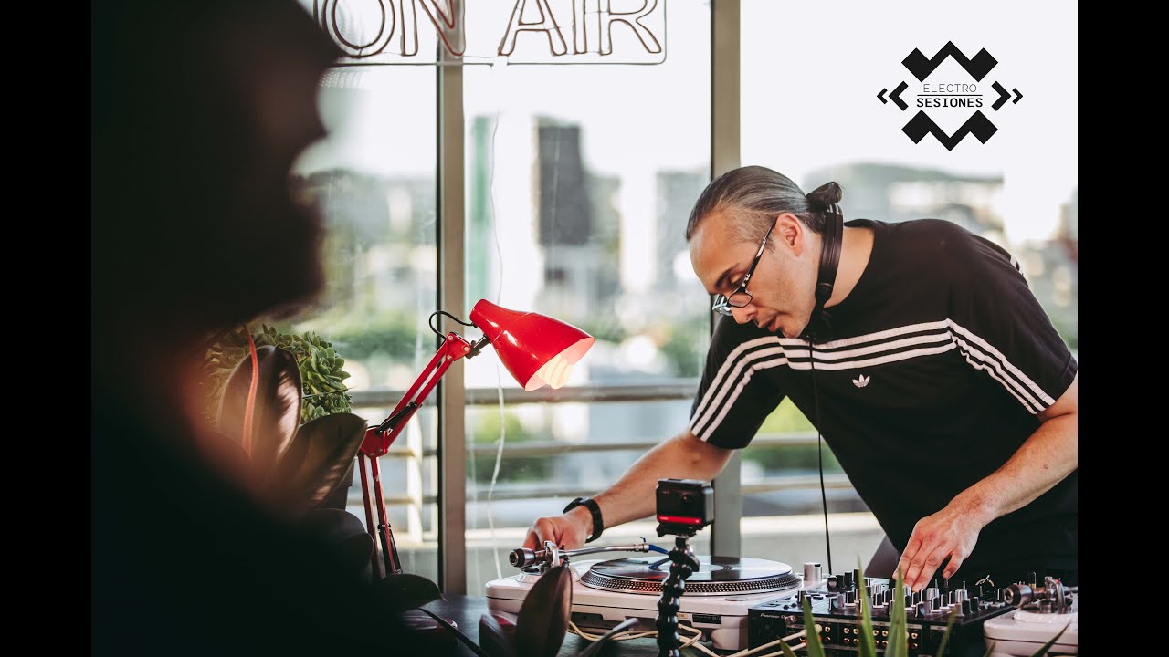 ELECTRO SESIONES: EMKY ROLACK - CAPÍTULO 5 - YouTube
