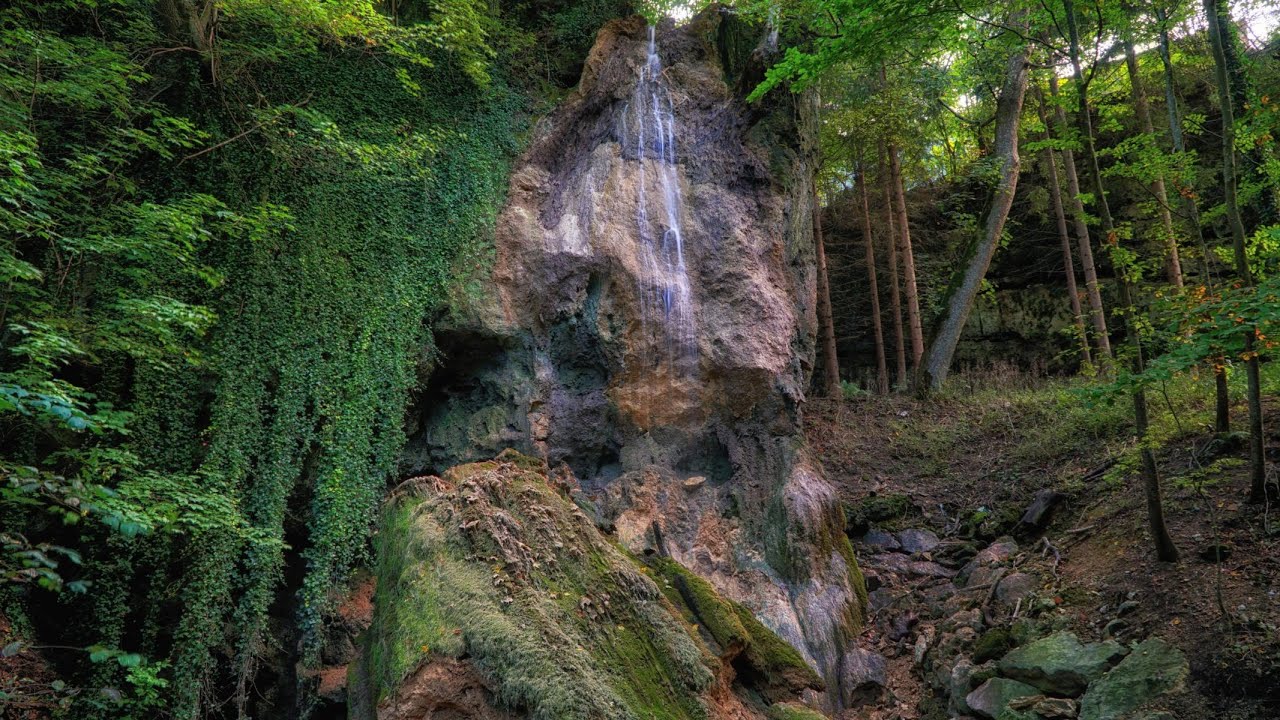 Der Drackensteiner Wasserfall bei Unterdrackenstein nach Abbruch der ...