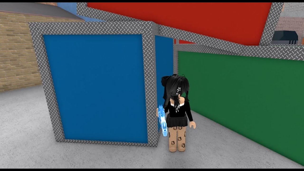 Playing mm2 5v5 milbase in my priv server wirh cindy!! - YouTube