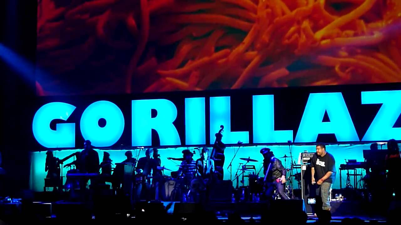 The Gorillaz Live @ the Lotto Arena (Plastic Beach tour) Antwerp ...