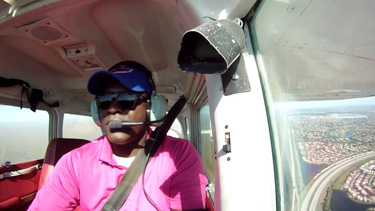 Flying over the Florida Everglades - YouTube