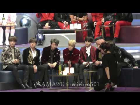 [HD Fancam] BTS Full Reaction to their Artist Of The Year Award @ MAMA 2016 DAESANG 161202