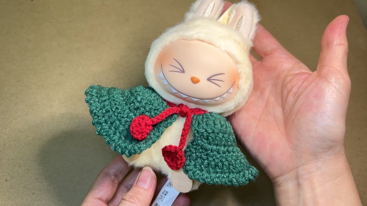 🎅🏻🎄 Crochet Labubu’s dress for Christmas, Easy Labubu’s dress tutorial ...