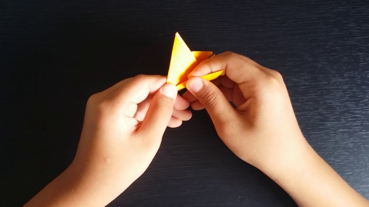 Origami Starcraft Protoss Scout - YouTube