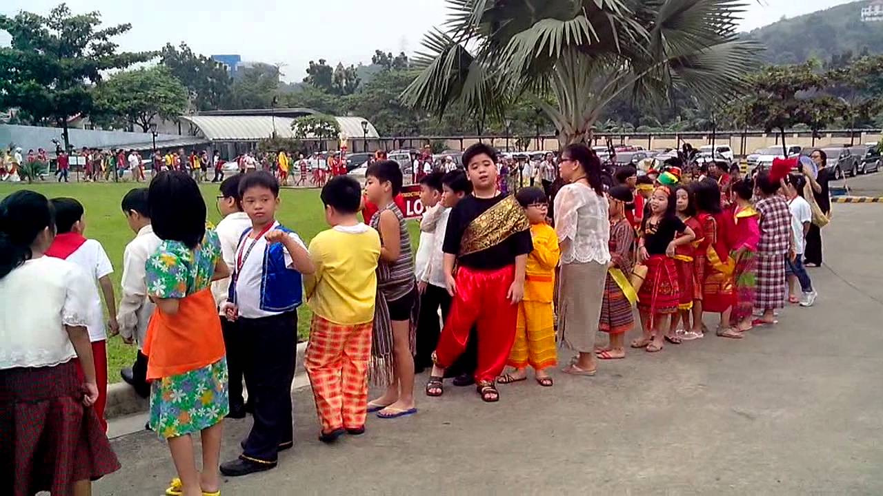 San Beda College Rizal Ethnic Parade 2013 - YouTube