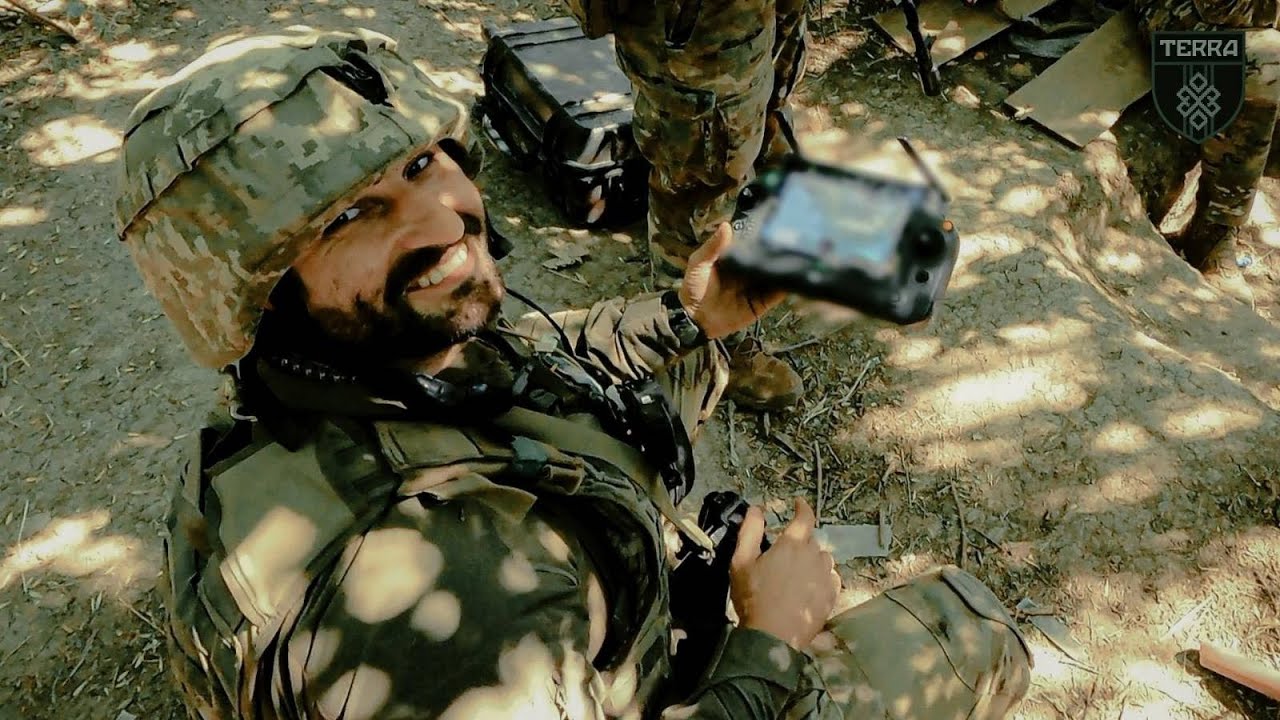 Підрозділ TERRA: Українські танки відправляють русню до пекла - YouTube