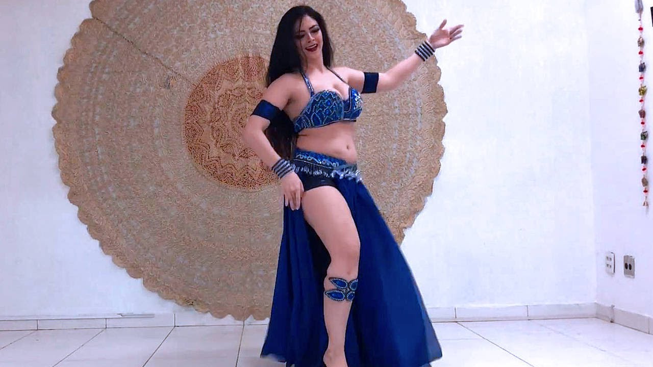 مش صافيناز .رقص شرقي مصري .Belly Dance Baladi - YouTube