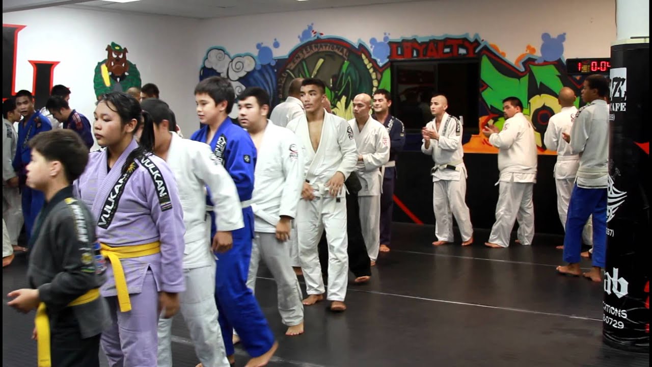 Purebred Jiu Jitsu Academy w/Bruno Frazatto - YouTube