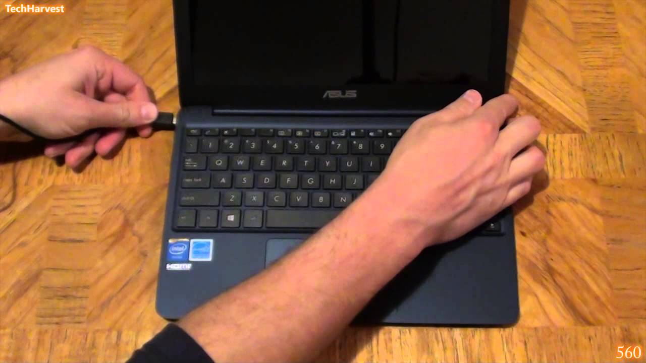 $150 Windows Laptop Unboxing: ASUS X205 - YouTube