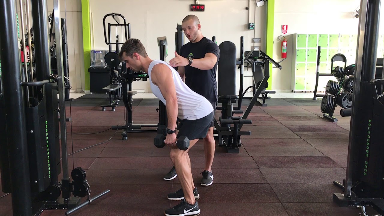 Explicação Remada Inclinada com halter - YouTube