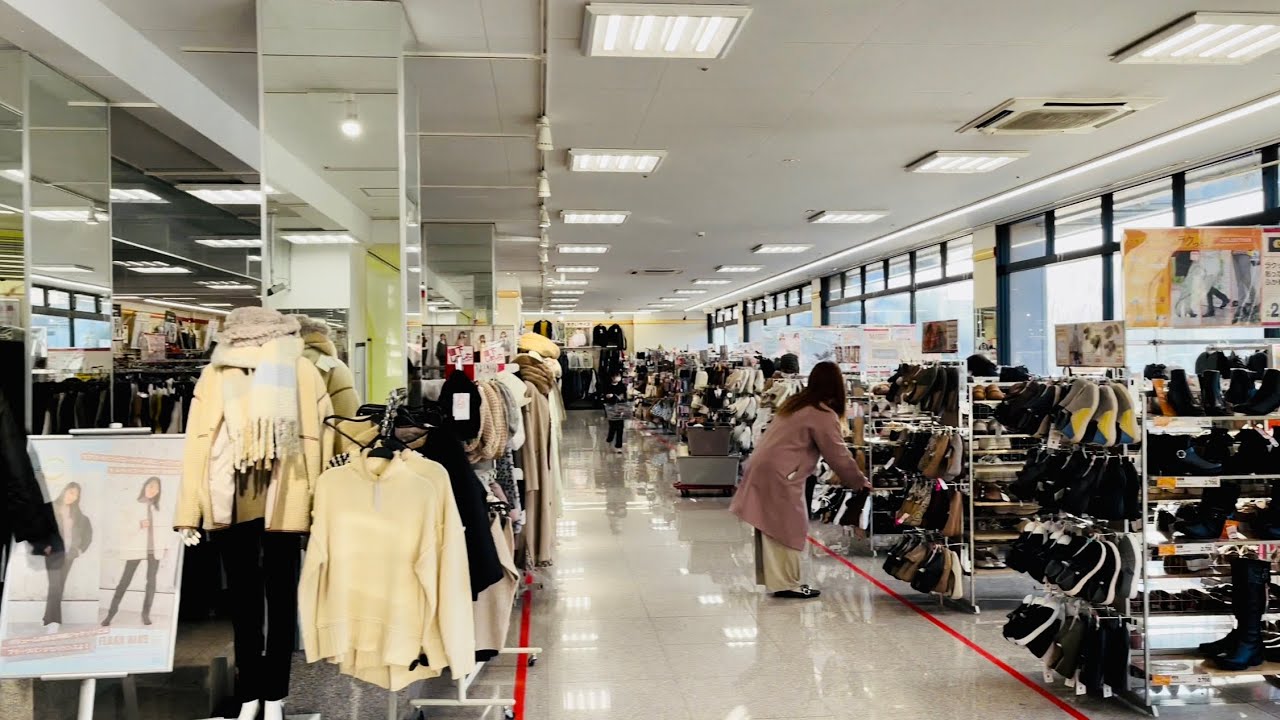 Japanese Fashion Store Tour SHIMAMURA - ファッションセンターしまむら - CHIBA ASMR ...