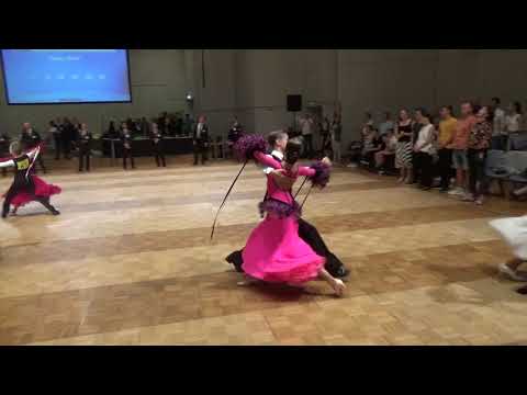 STUTTGART GOC 2019 JUNIORI 1 WALTZ 1/2 F