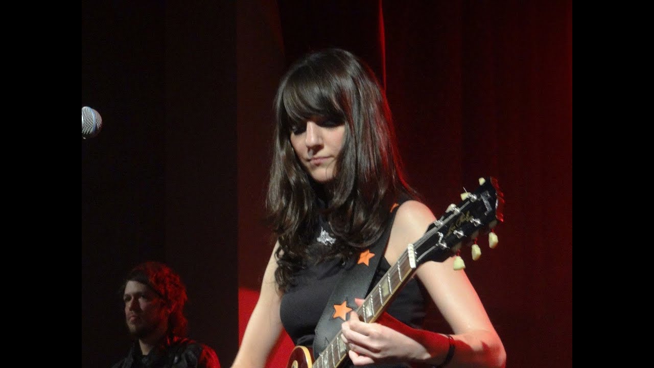 Nube 9: (Just Like) Starting Over (Beatle Week 2013) - YouTube