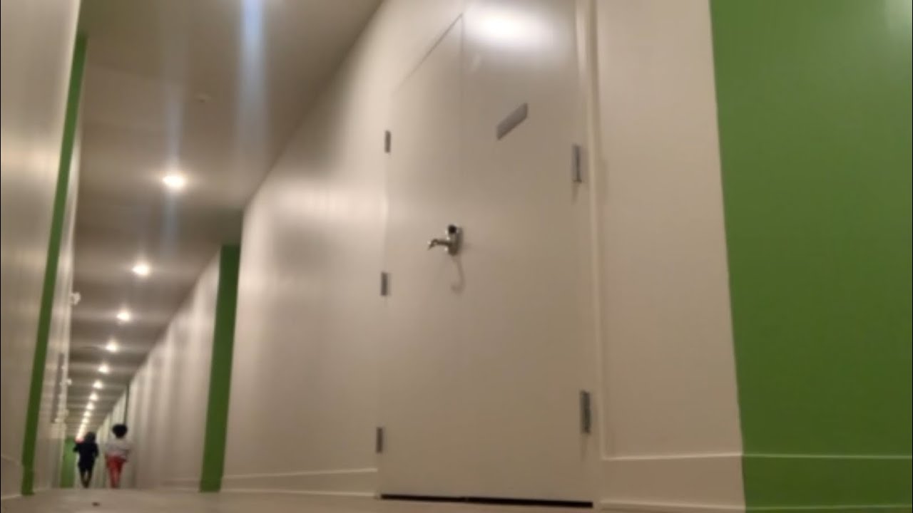 Running through da halls 😂😂 prt 3 - YouTube