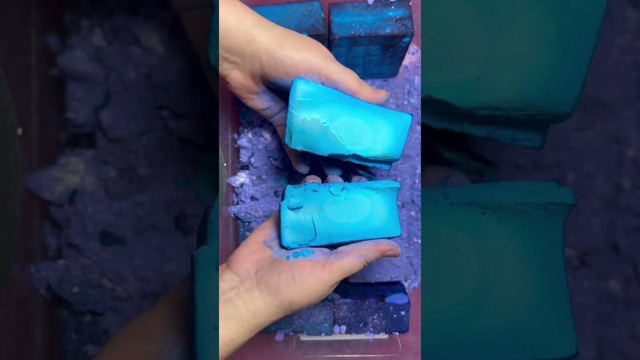 Blue Dyed Chalk Crush - YouTube