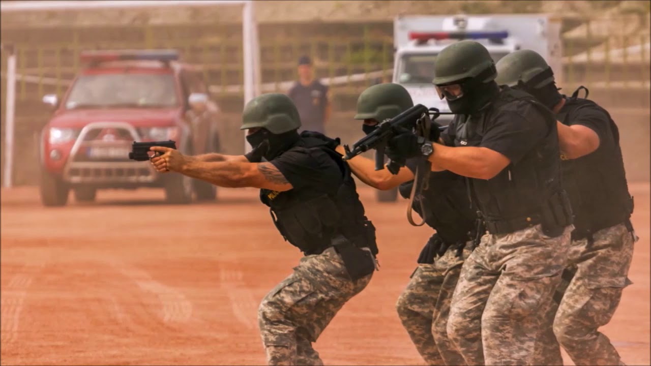 Christian Protesters in US Riots! Please Just Stay Home! - YouTube