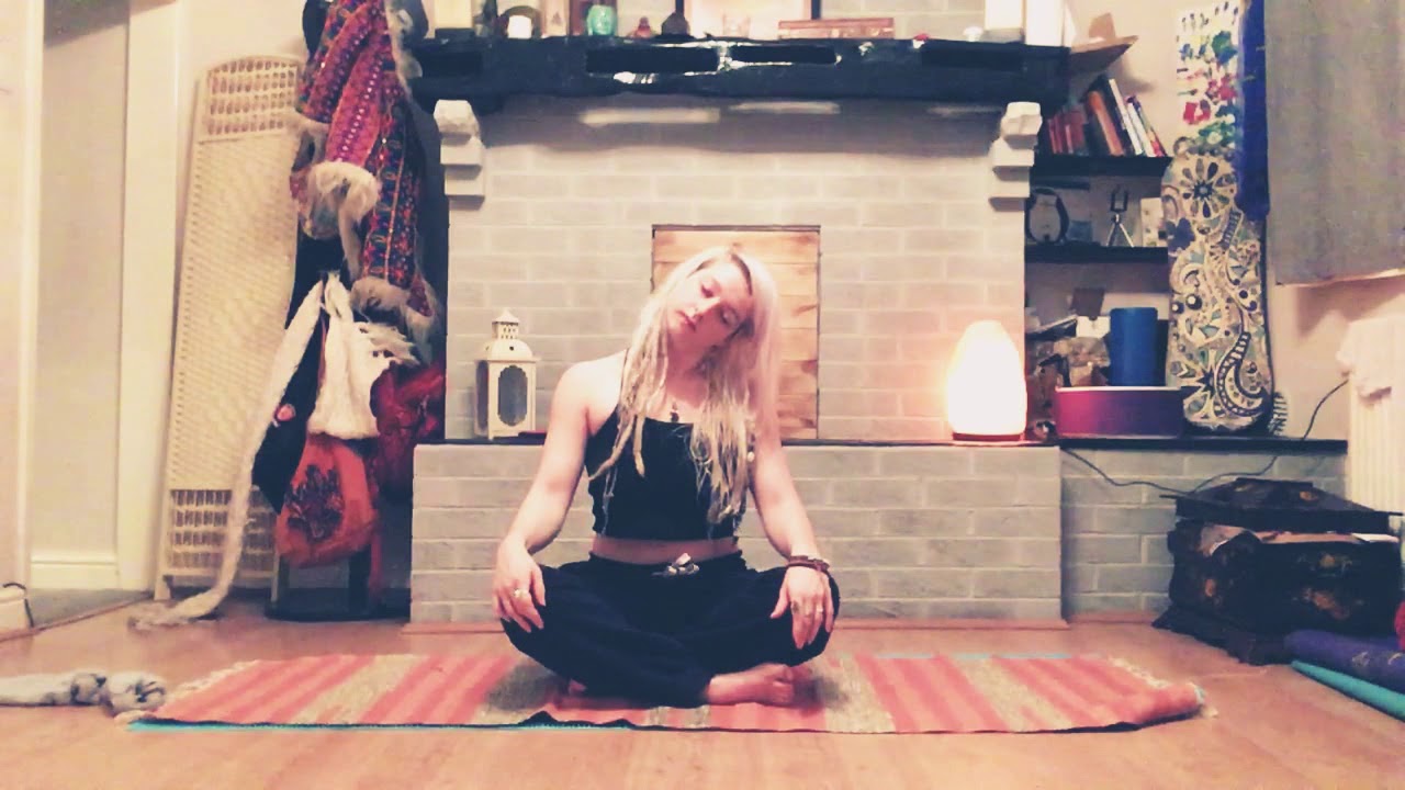 Neck lengthening hatha flow - YouTube