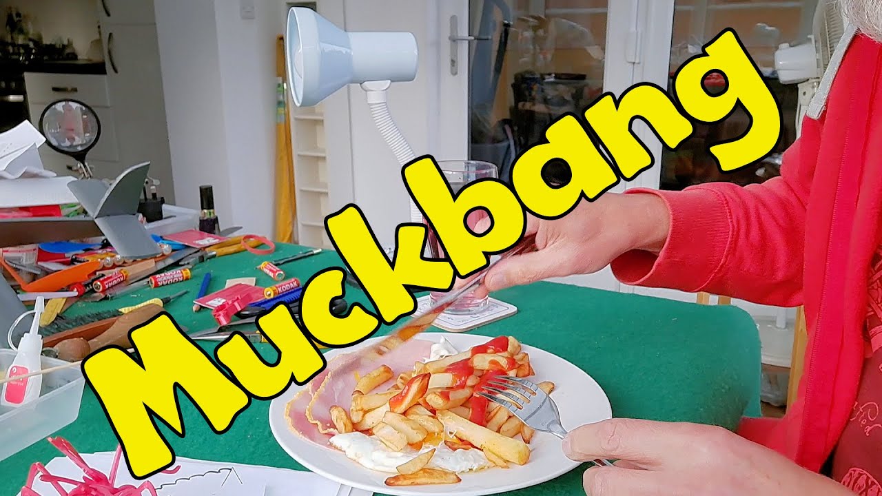Muckbang Ham Egg and Chips + Glass of fruit juice 20200911 - YouTube