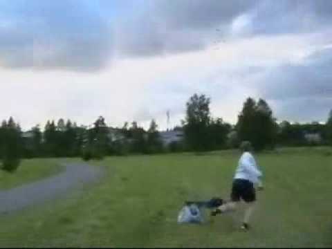 FRISBEE hot-throws