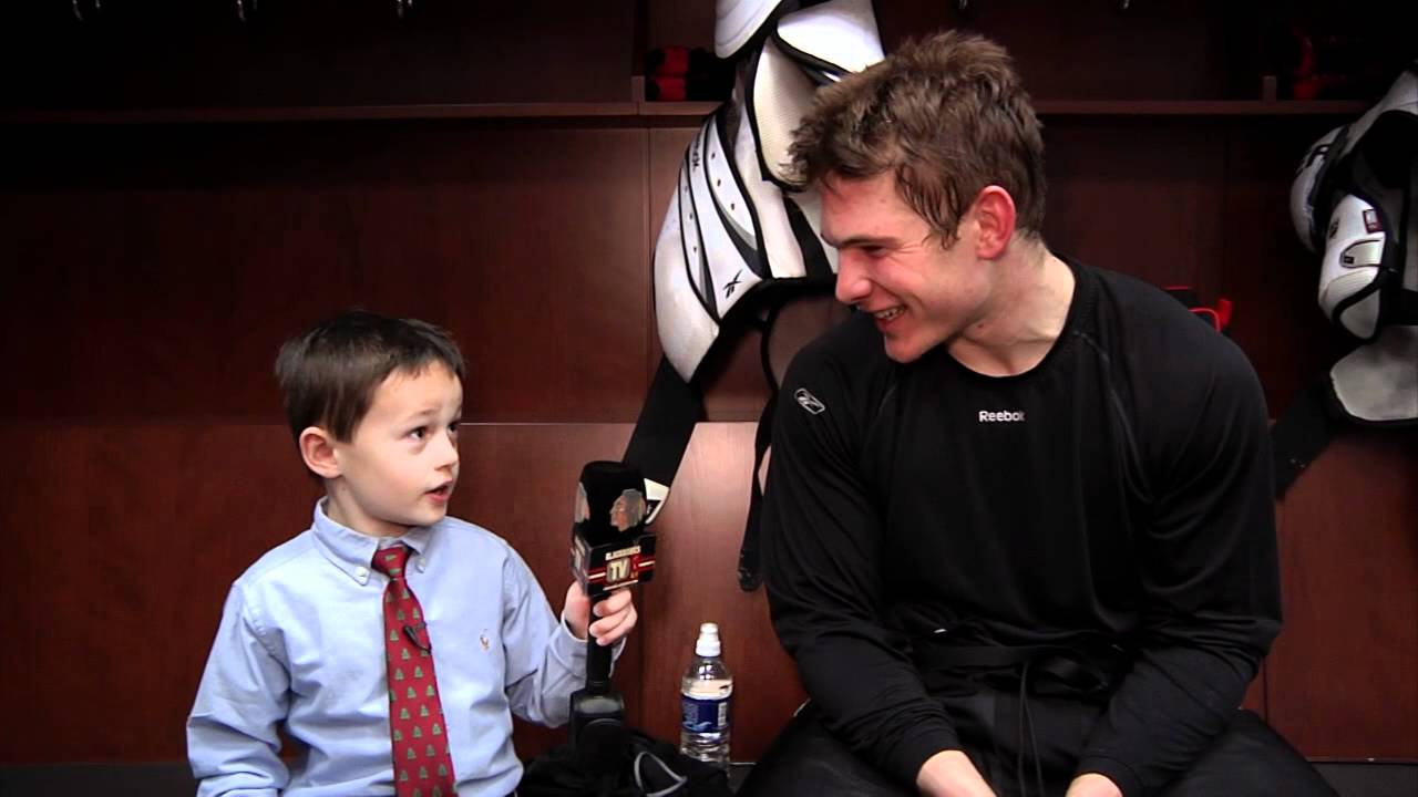 Joey the Jr. Reporter's: 2nd Annual Holiday Edition - YouTube