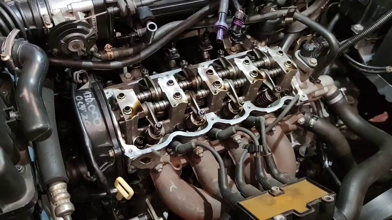 Explicación del cruce de válvulas de un motor - YouTube