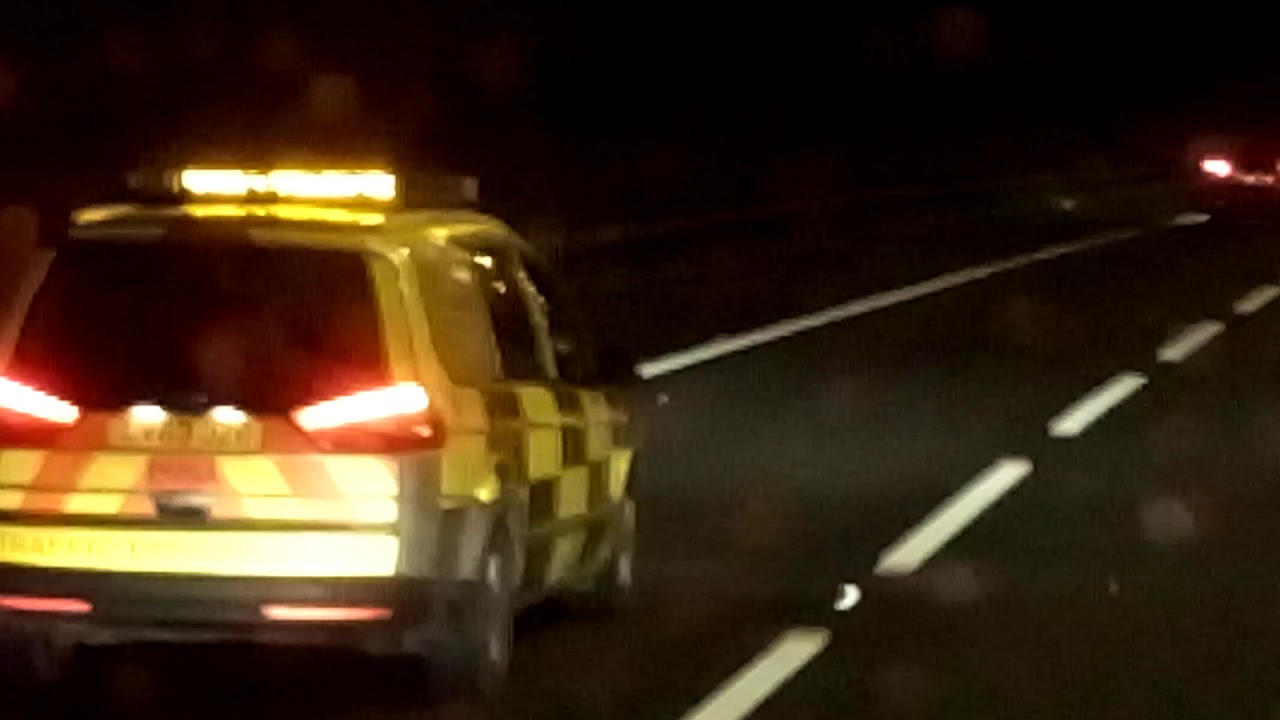 DVSA M25 J8/9 this is how it's done £€£€ - YouTube