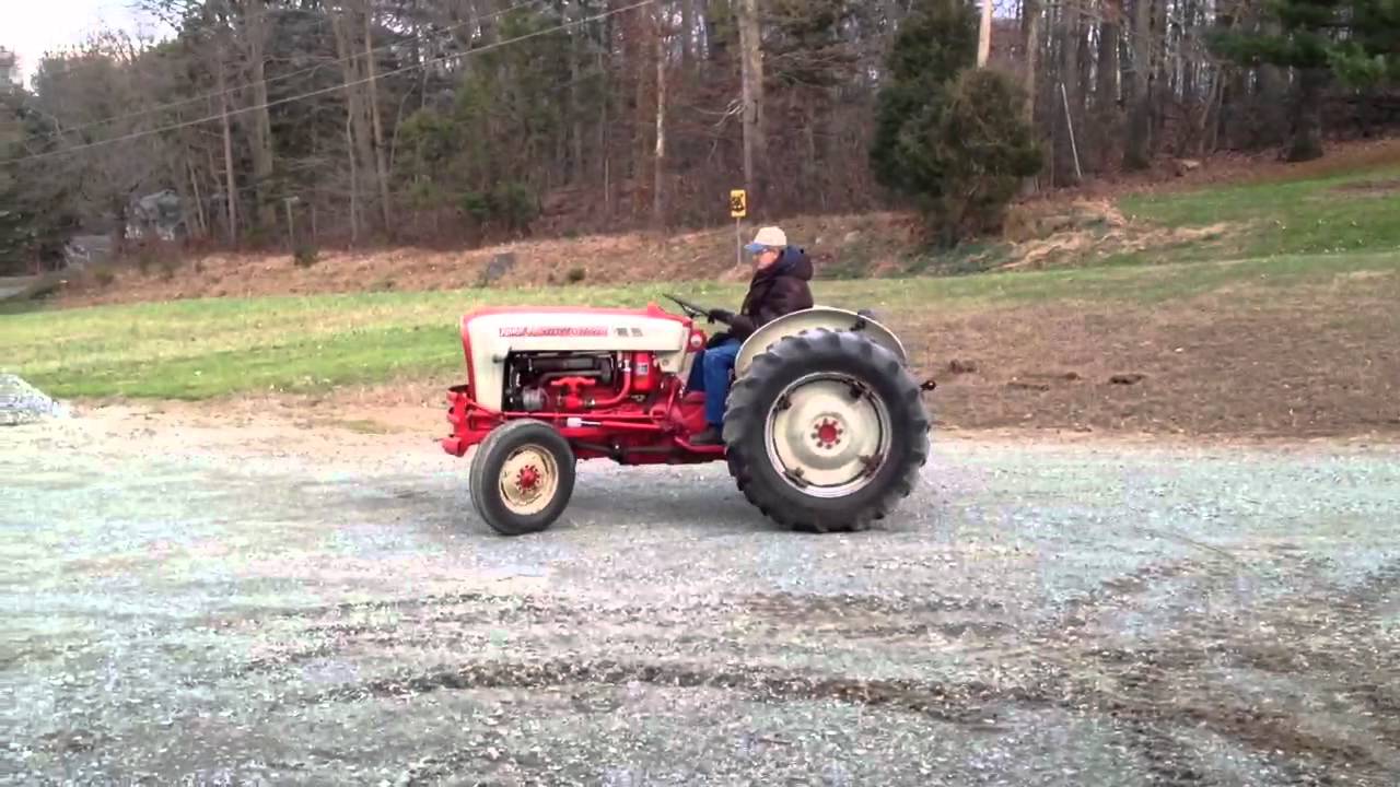 Ford 801 Select-O-Speed Driving - YouTube