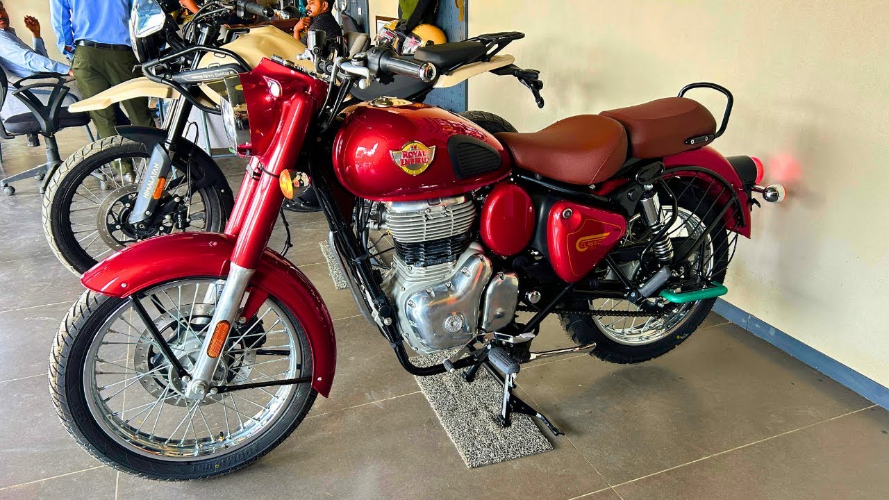 Reviving the Legend: A First Look at the 2024 Royal Enfield Classic 350 ...