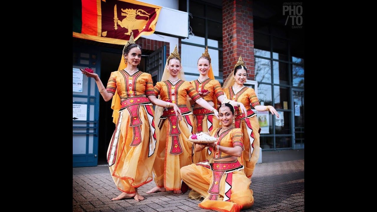 Sulakshi Fonseka, Kandyan, Sri Lankan & Bollywood Dance Group, Hamburg ...