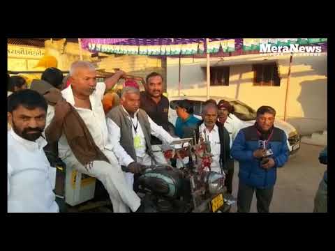 Jasdan Bypolls: Nakia arrives at booth in a chhakado, Kunvarji prays to ...