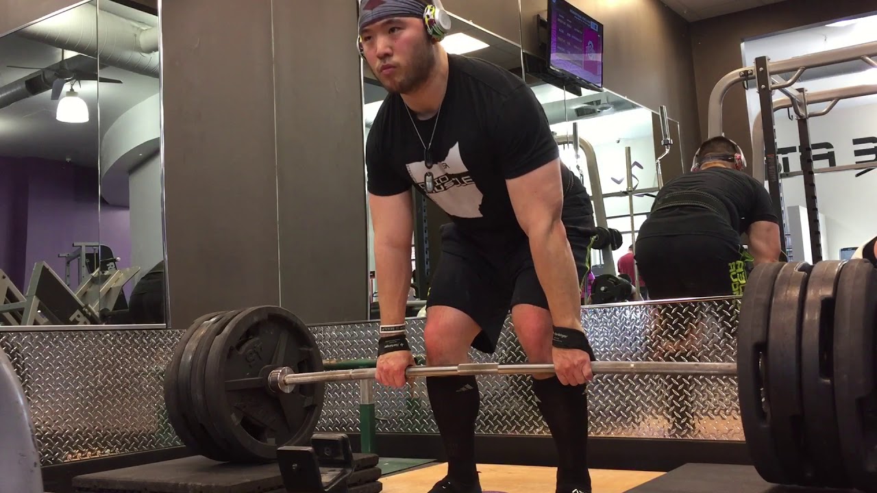 Week 9 Block Pulls w/Straps 9/12 - YouTube