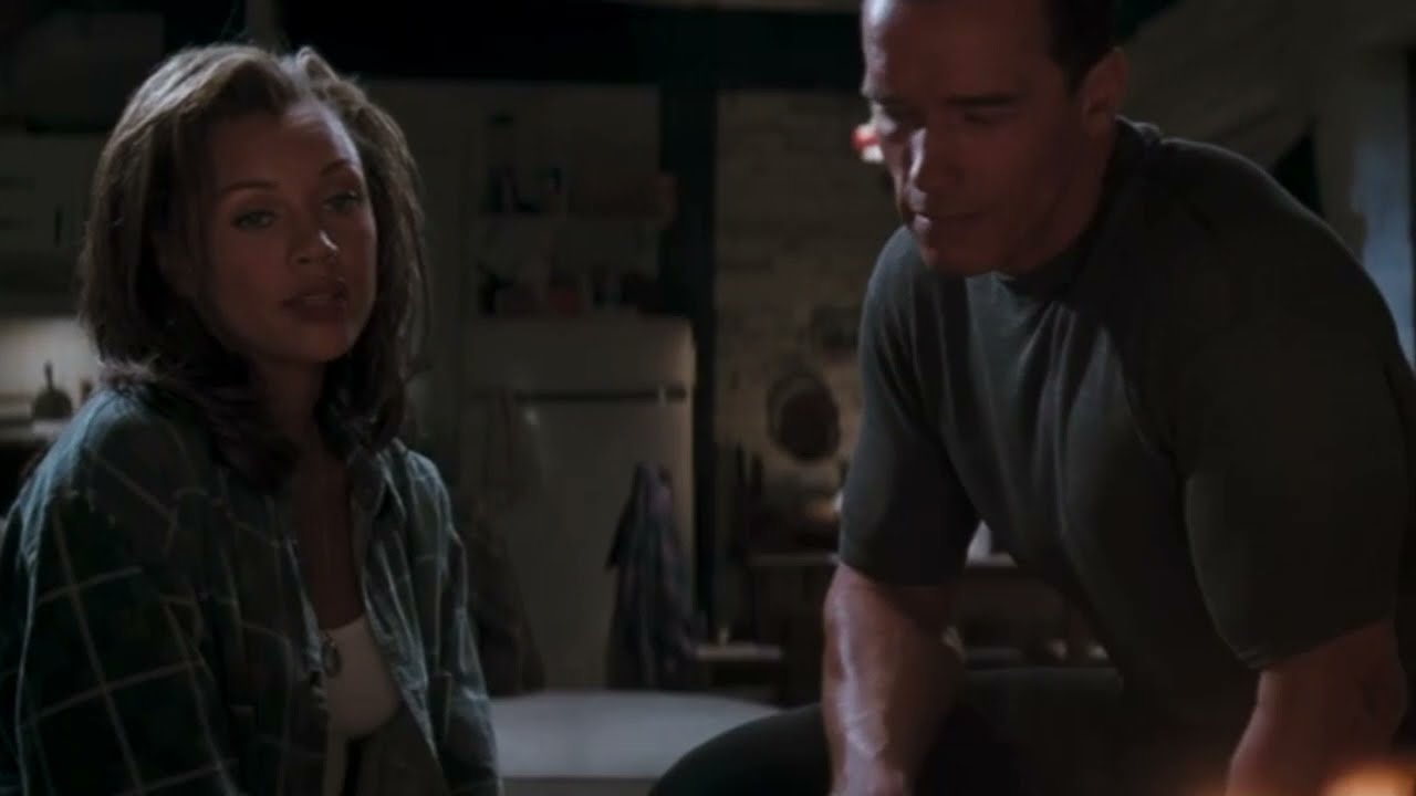 Eraser (1996): Lee and John Hiding Out - YouTube