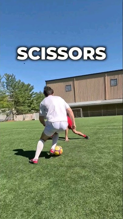 How to do Scissors Skill #football #scissors #soccer #footballskills # ...