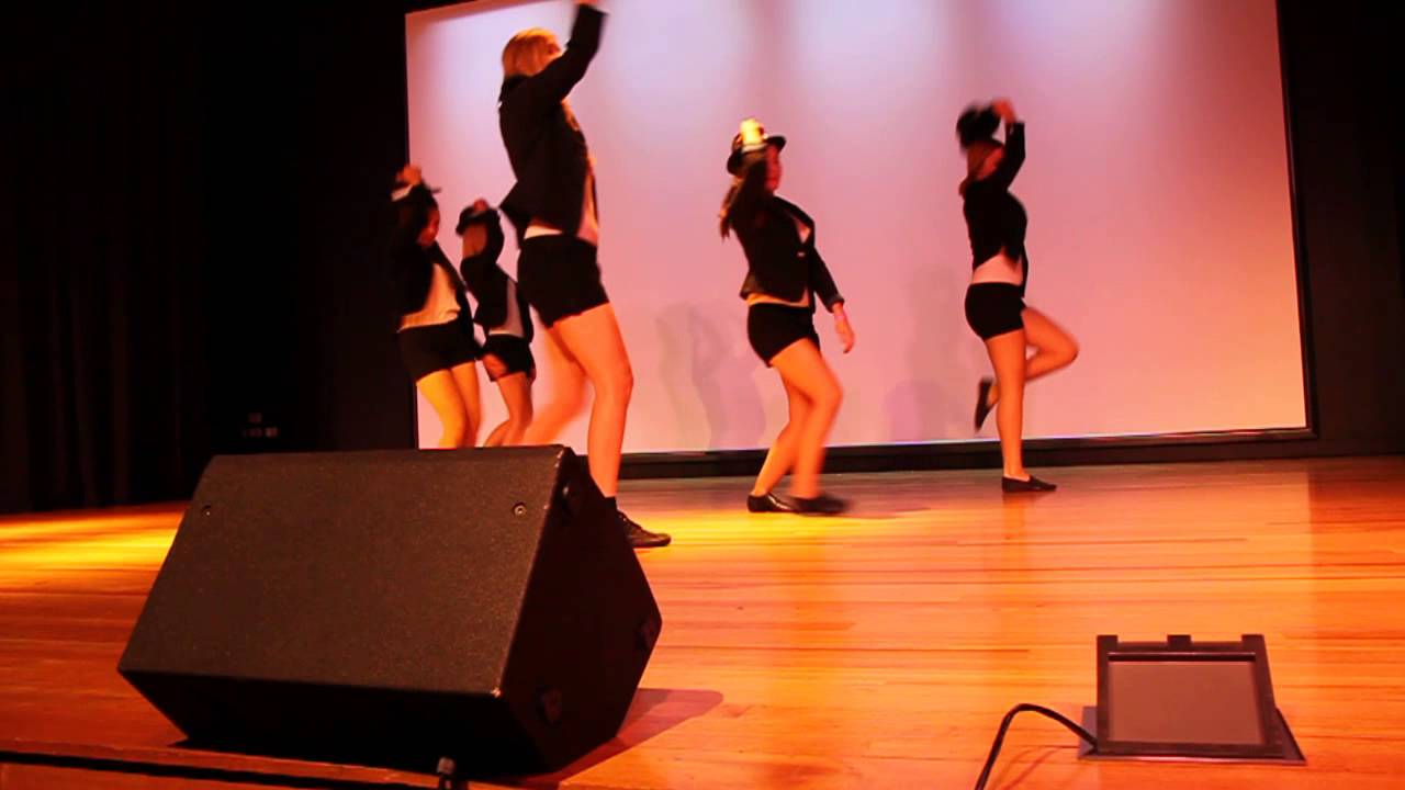 Dance 11 with Kiara - Dance night FLSHS - YouTube