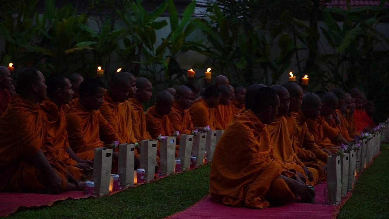 400 Cambodian Monks Parade on River Side Road - YouTube