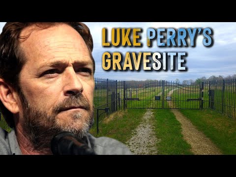 The final resting place of Luke Perry - YouTube