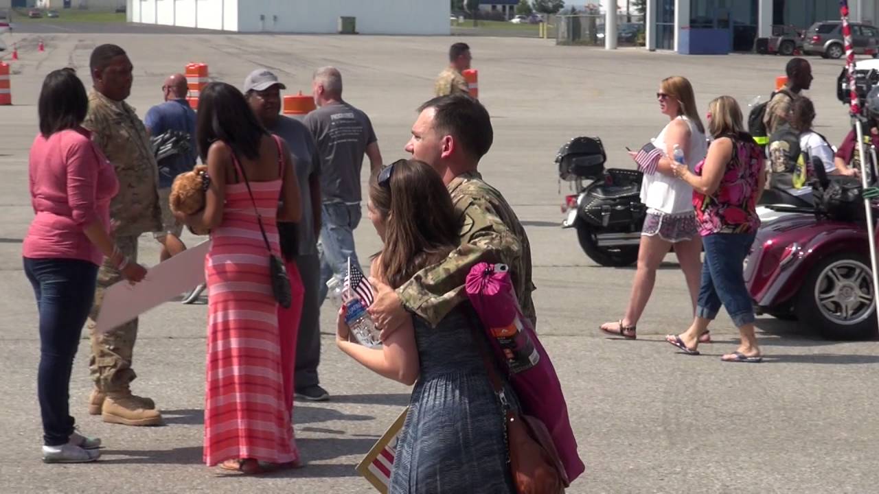 A Company 136th Expeditionary Signal Battalion Return - YouTube