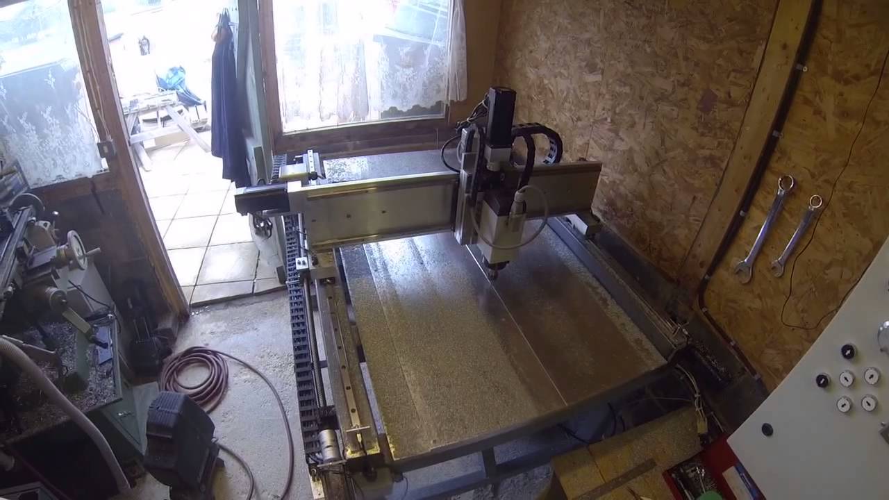 Skim cutting the table on my cnc router - YouTube
