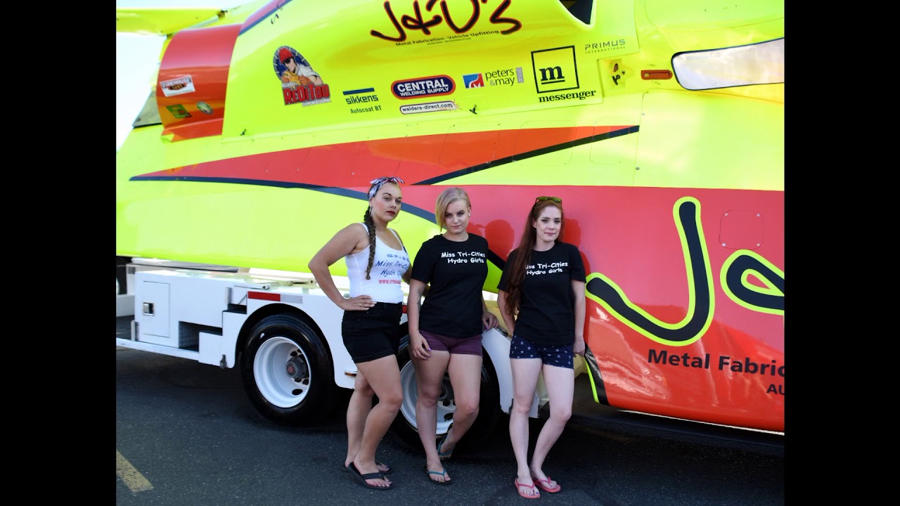 Miss Tri-Cities Hydro Girls at the Mall with Unlimited Hydroplanes ...